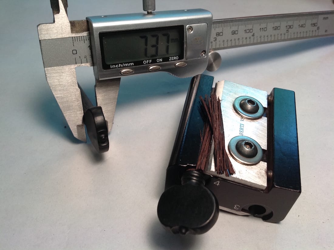 Fitting Pegs – Triangle Strings